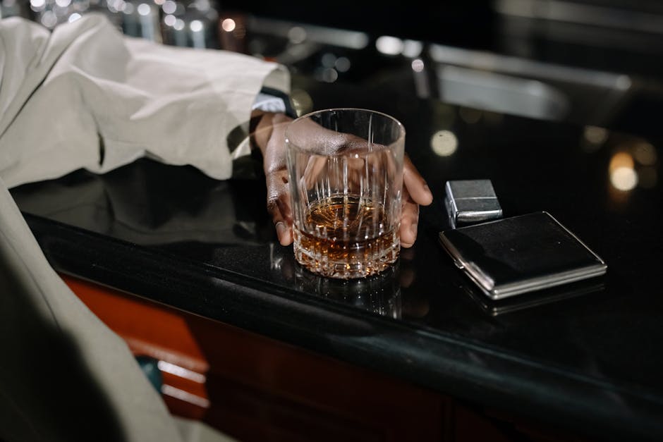 4 Reasons Why a High-Quality Whiskey Glass Set Enhances Your Drinking ...